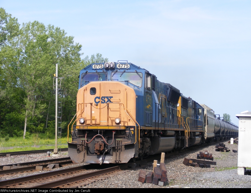 CSXT 4775